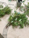 HOW TO MAKE YOUR OWN FRESH WREATH: A FUN AND FESTIVE HOLIDAY DIY – Stay ...